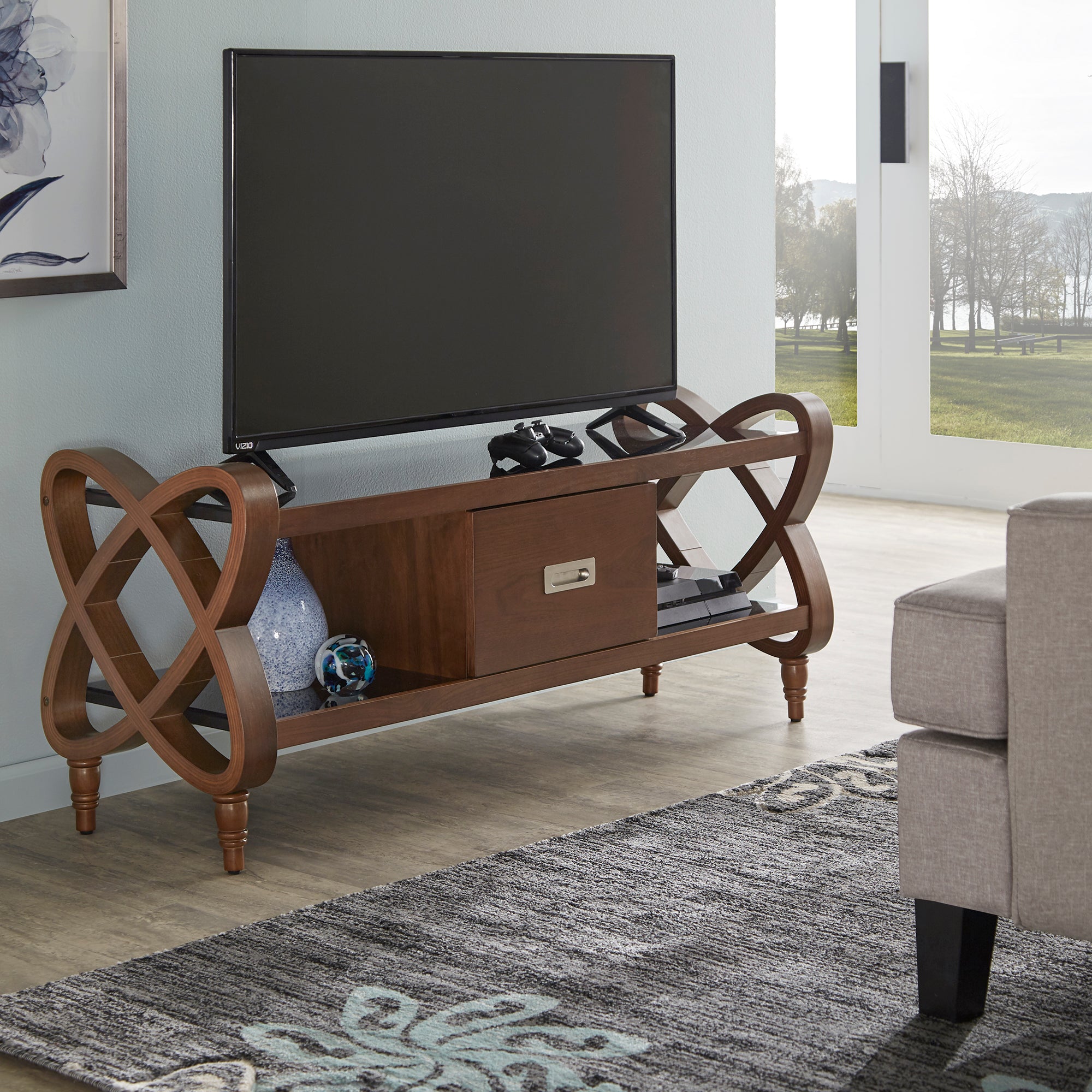 How to Pick the Perfect TV Stand – iNSPIRE Q Home